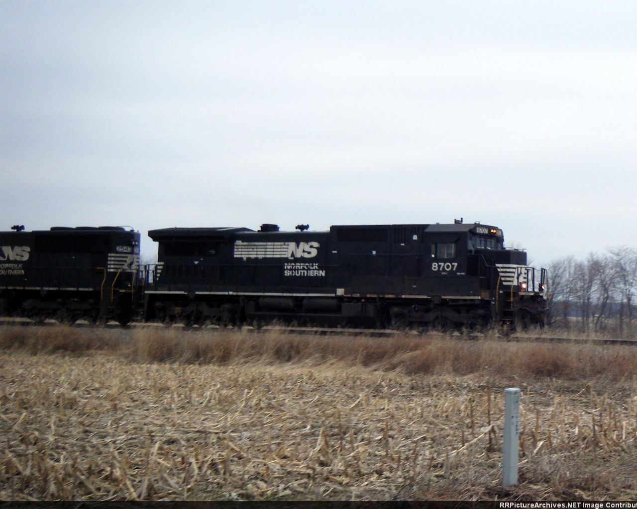 NS 8707
